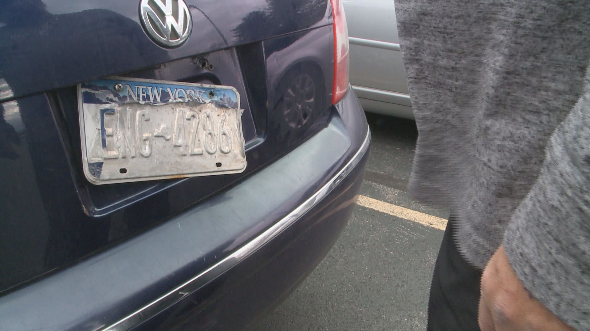 Changing Out Defecting License Plates Wgrz changing-out-defecting-license-plates-wgrz