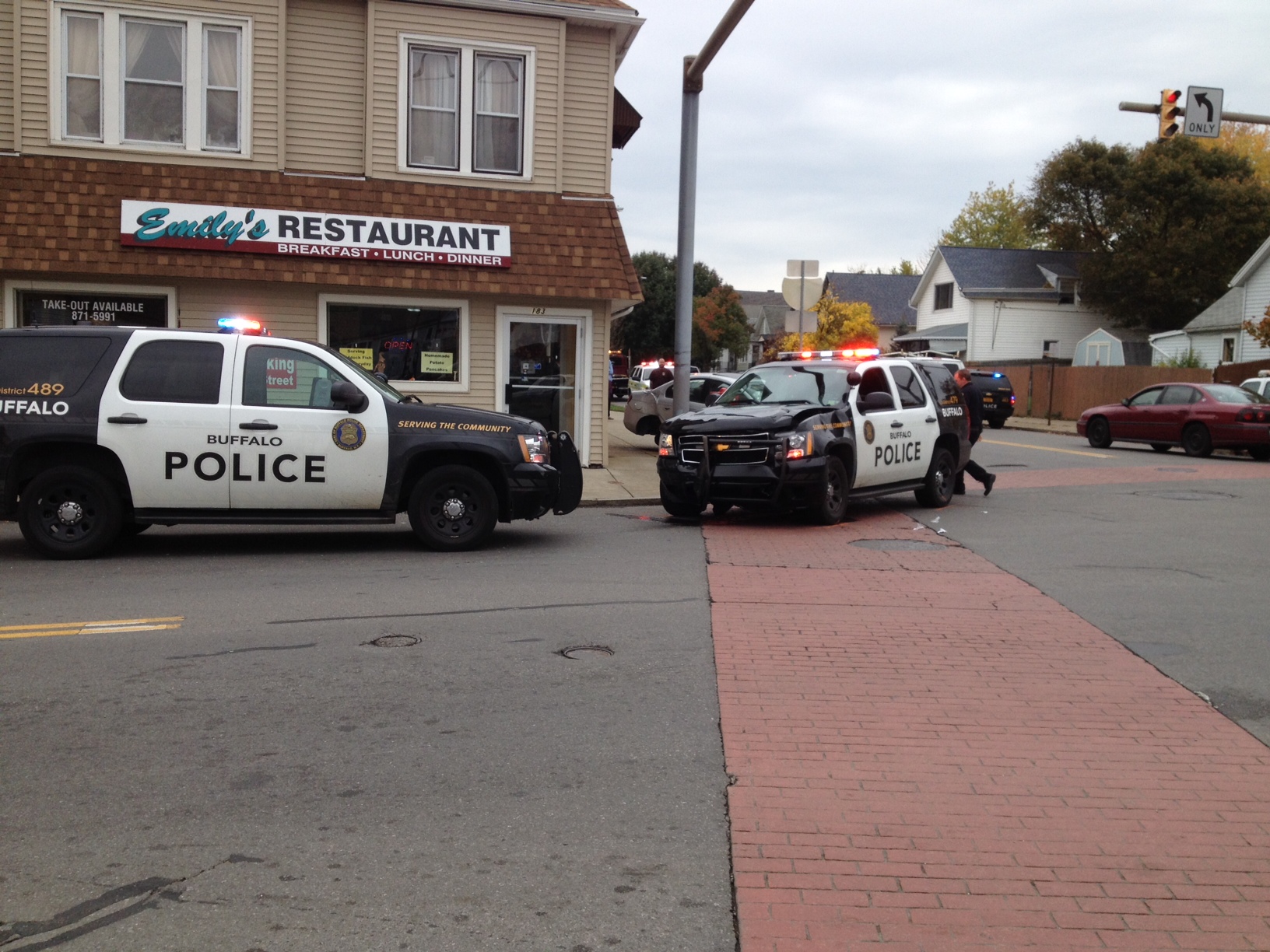 Buffalo police officer involved in crash | wgrz.com