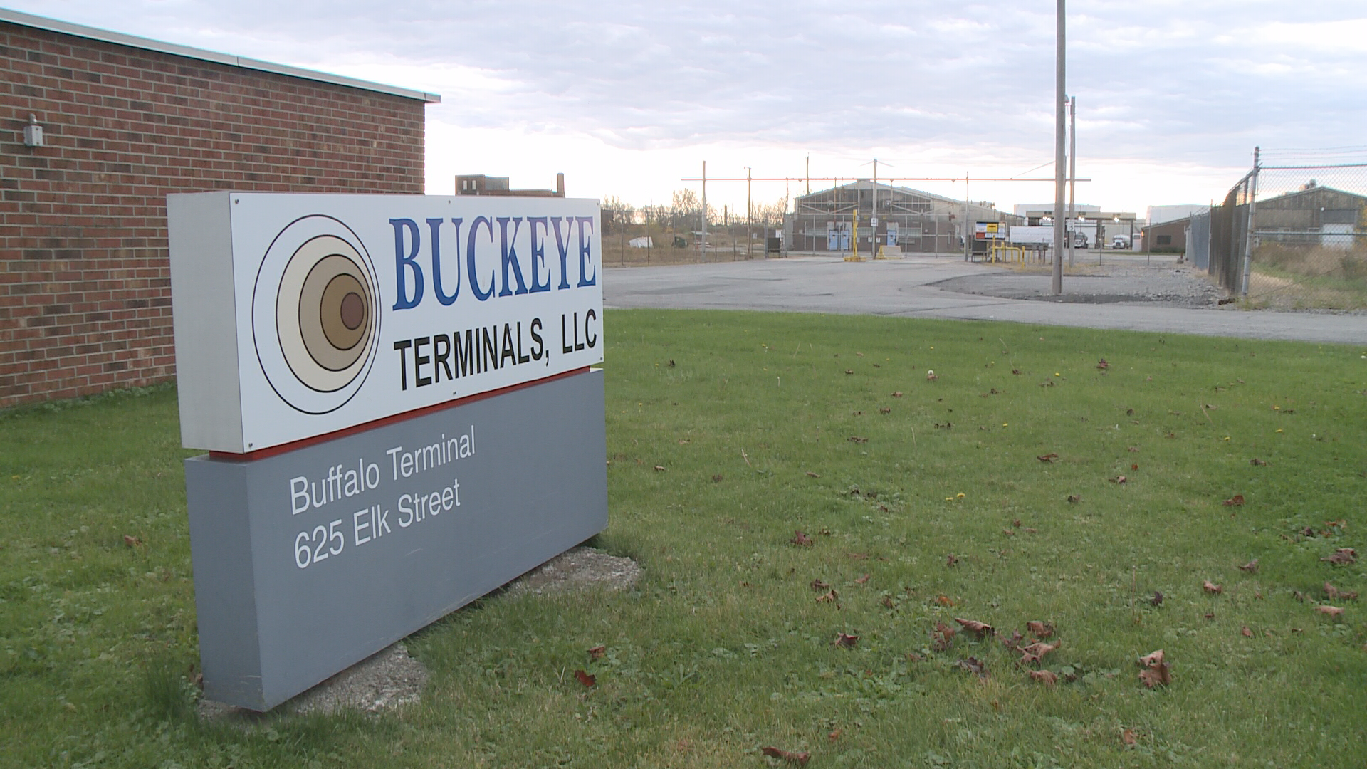 NOCO executive says gas is expensive to ship to WNY | wgrz.com